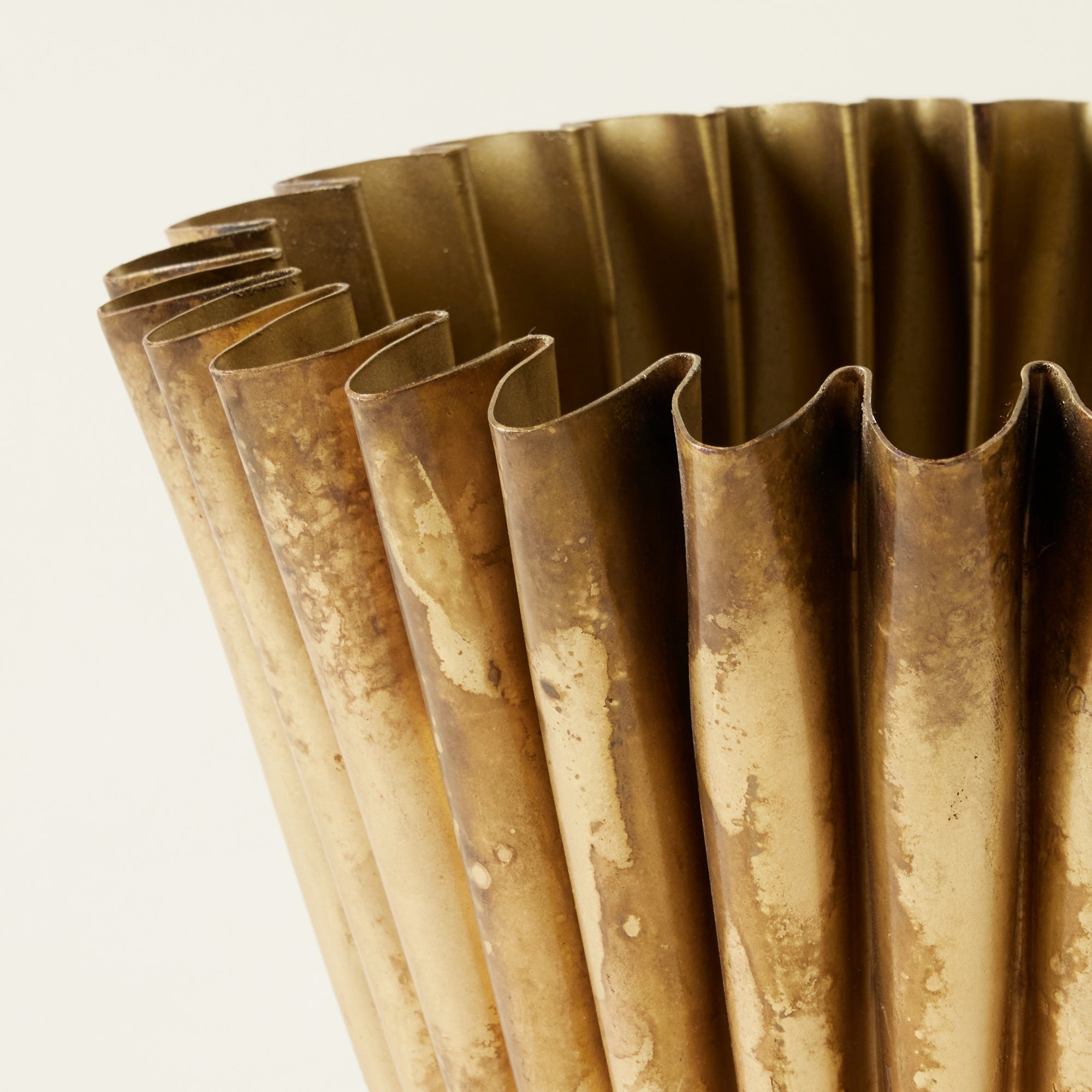 Metal Fluted Planter