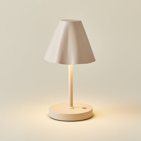 Petal Table Lamp