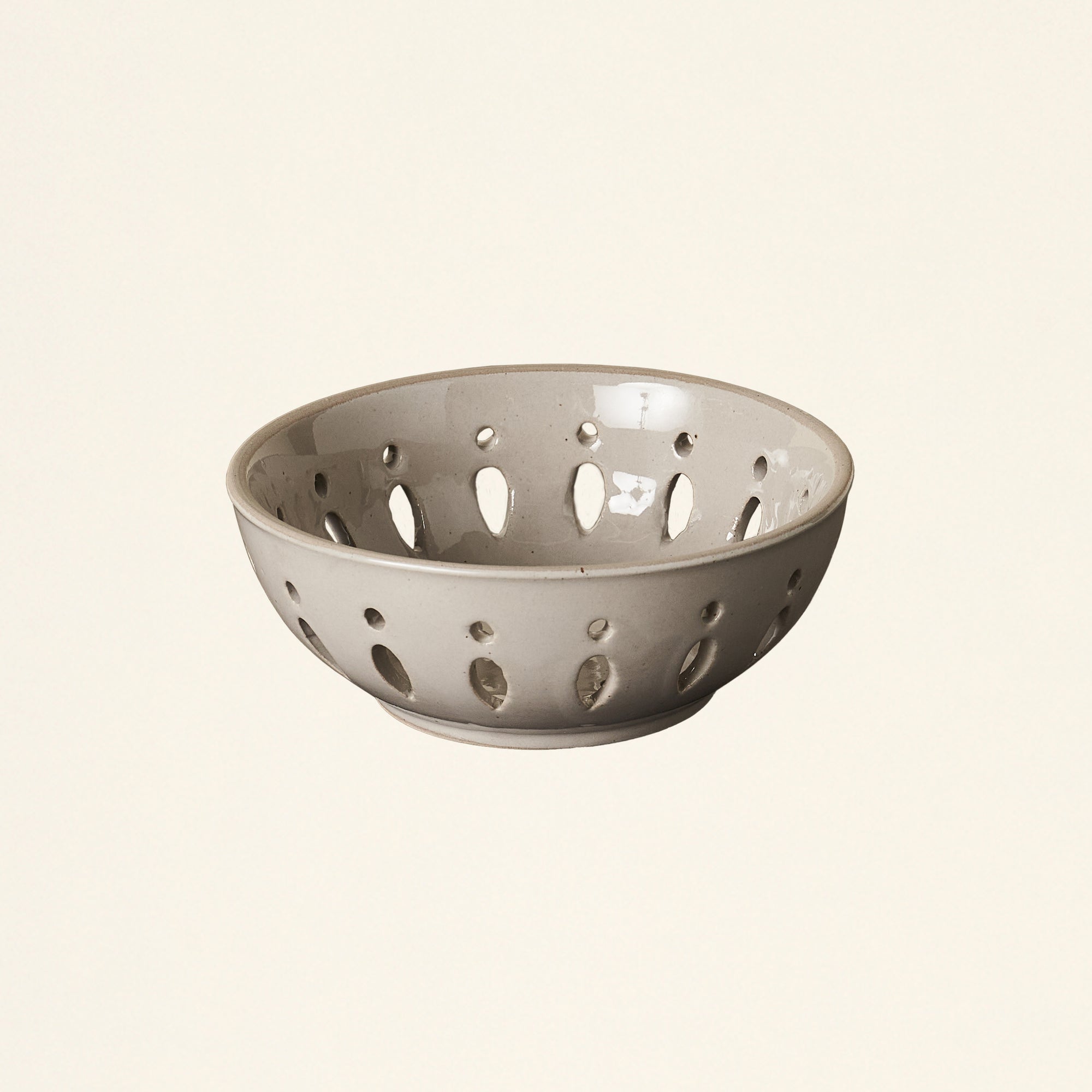 Stoneware Berry Bowl